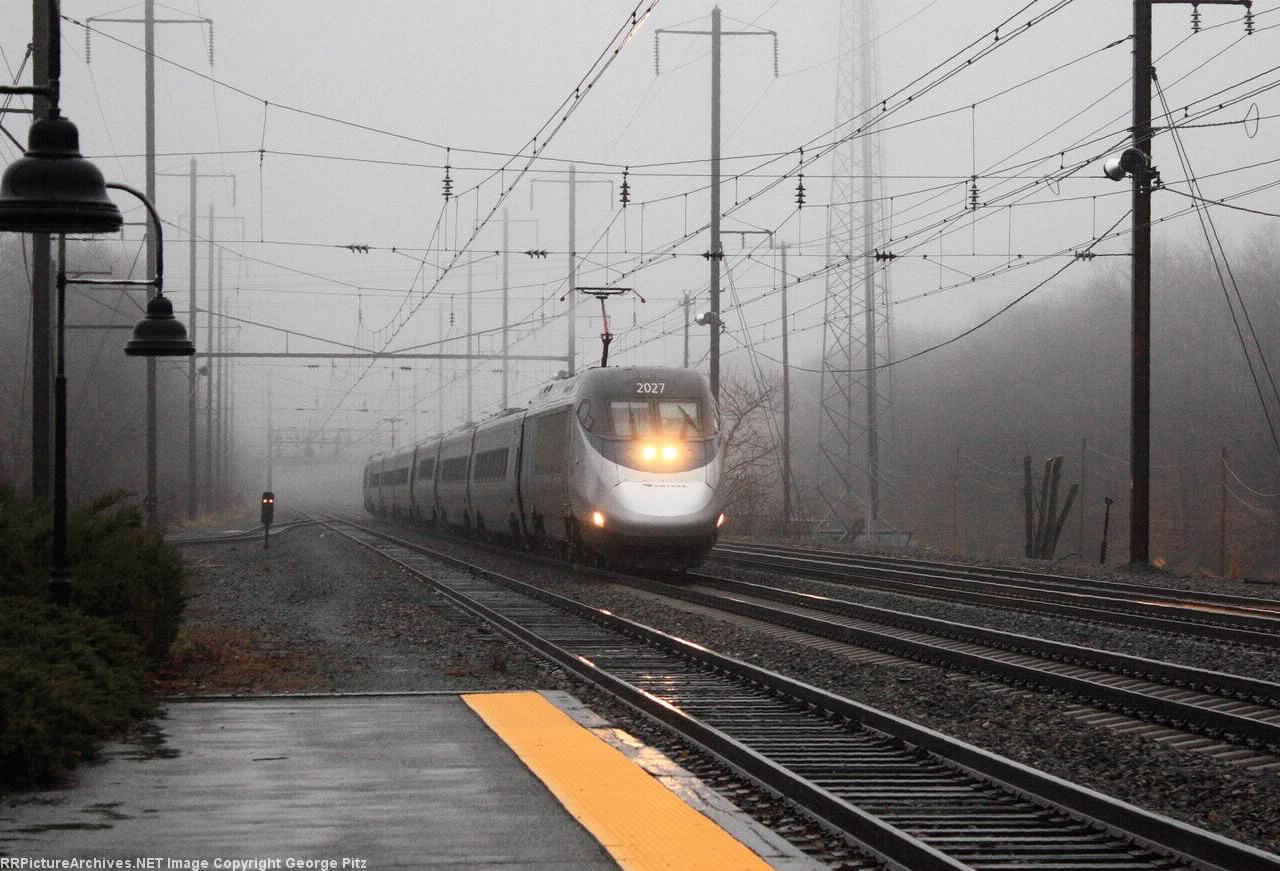 Amtrak Acela train 2109(23)
